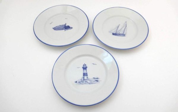 Assiettes au bord de la mer, Atelier 714